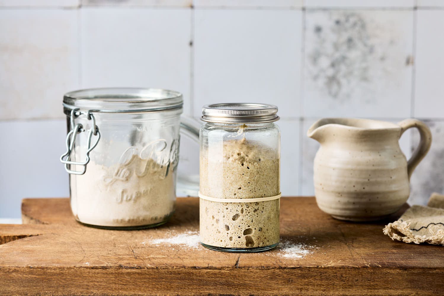 Sauerteig ansetzen für Anfänger – mit Schritt-für-Schritt-Anleitung