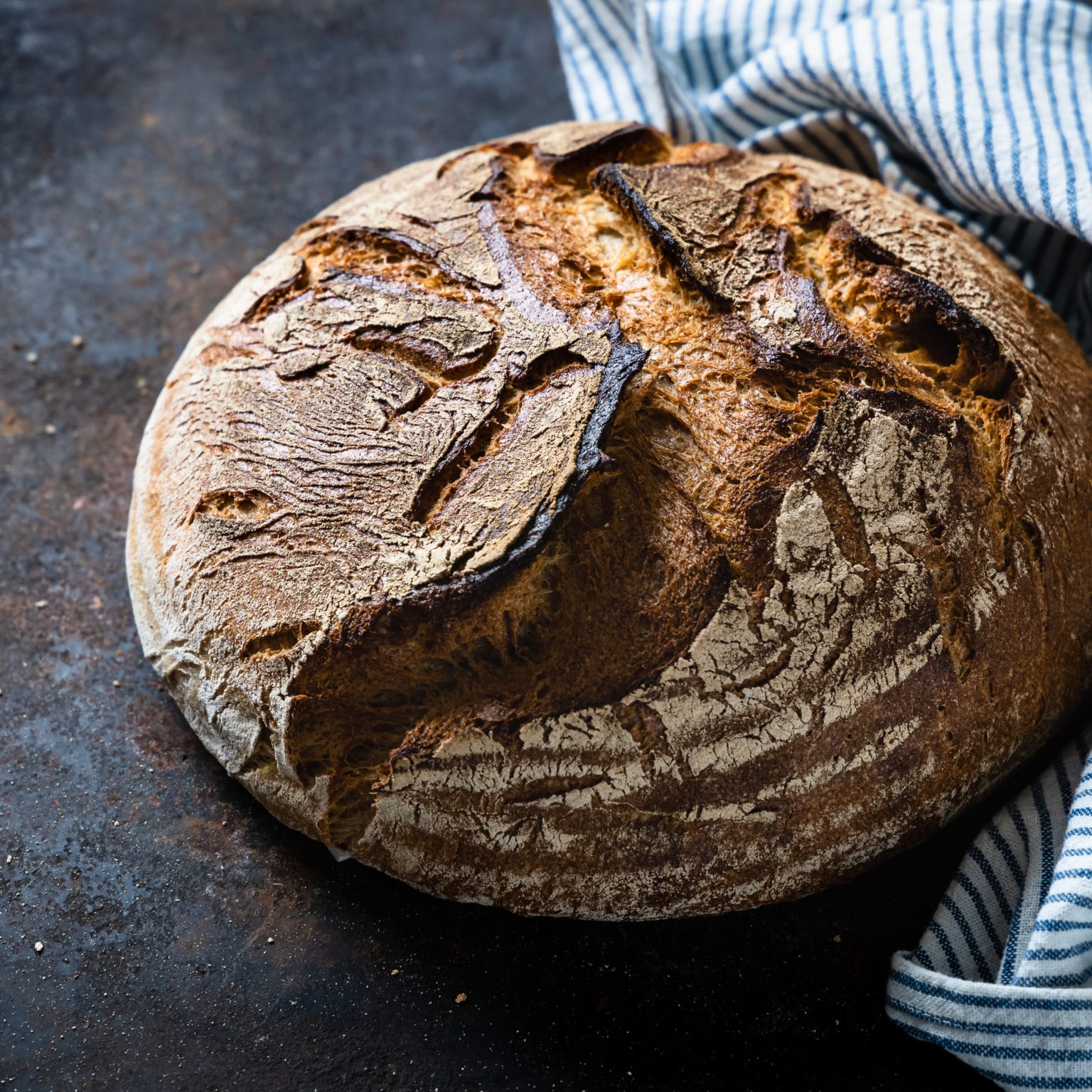 Sauerteig selbst ansetzen – so einfach geht’s!